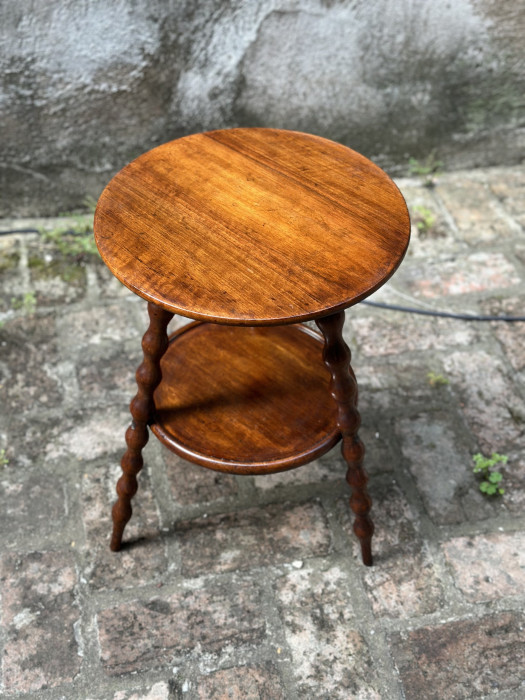 Vintage 3-Lef Spindle Side Table